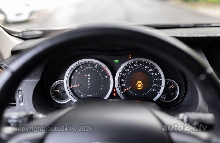Grey Honda Accord 2009 in Tallinn, with an engine capacity of 2.00 L and mileage of 203 thousand km for 5999 €, photo 22 on AUTOMOTO.COM.LV