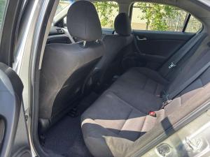 Grey Honda Accord 2009 in Kaunas, with an engine capacity of 2.20 L and mileage of 300 thousand km for 2950 €, photo 17 on AUTOMOTO.COM.LV