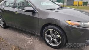 Pelēks Honda Accord 2009 Rīga, ar dzinēja tilpumu 2.00 L un nobraukumu 179 tūkst. km par 3200 €, foto 7 vietnē AUTOMOTO.COM.LV