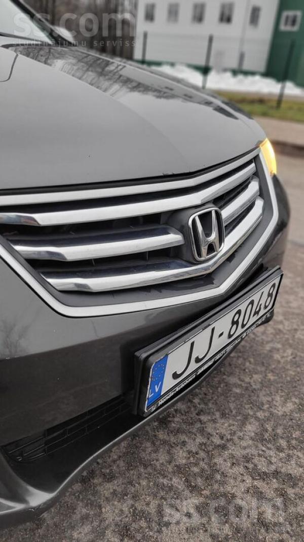 Pelēks Honda Accord 2009 Rīga, ar dzinēja tilpumu 2.00 L un nobraukumu 179 tūkst. km par 3200 €, foto 7 vietnē AUTOMOTO.COM.LV