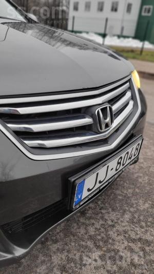 Pelēks Honda Accord 2009 Rīga, ar dzinēja tilpumu 2.00 L un nobraukumu 179 tūkst. km par 3200 €, foto 8 vietnē AUTOMOTO.COM.LV