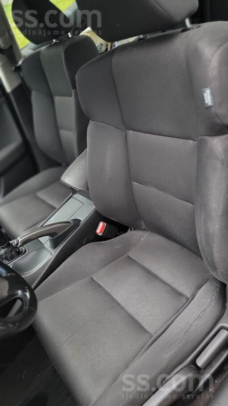 Pelēks Honda Accord 2009 Rīga, ar dzinēja tilpumu 2.00 L un nobraukumu 179 tūkst. km par 3200 €, foto 12 vietnē AUTOMOTO.COM.LV