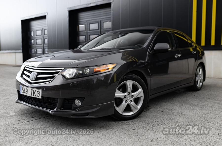 Pelēks Honda Accord 2009 Tallina, ar dzinēja tilpumu 2.20 L un nobraukumu 300 tūkst. km par 3498 €, foto 3 vietnē AUTOMOTO.COM.LV