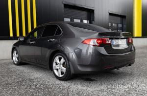 Pelēks Honda Accord 2009 Tallina, ar dzinēja tilpumu 2.20 L un nobraukumu 300 tūkst. km par 3498 €, foto 5 vietnē AUTOMOTO.COM.LV