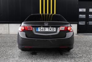 Pelēks Honda Accord 2009 Tallina, ar dzinēja tilpumu 2.20 L un nobraukumu 300 tūkst. km par 3498 €, foto 6 vietnē AUTOMOTO.COM.LV