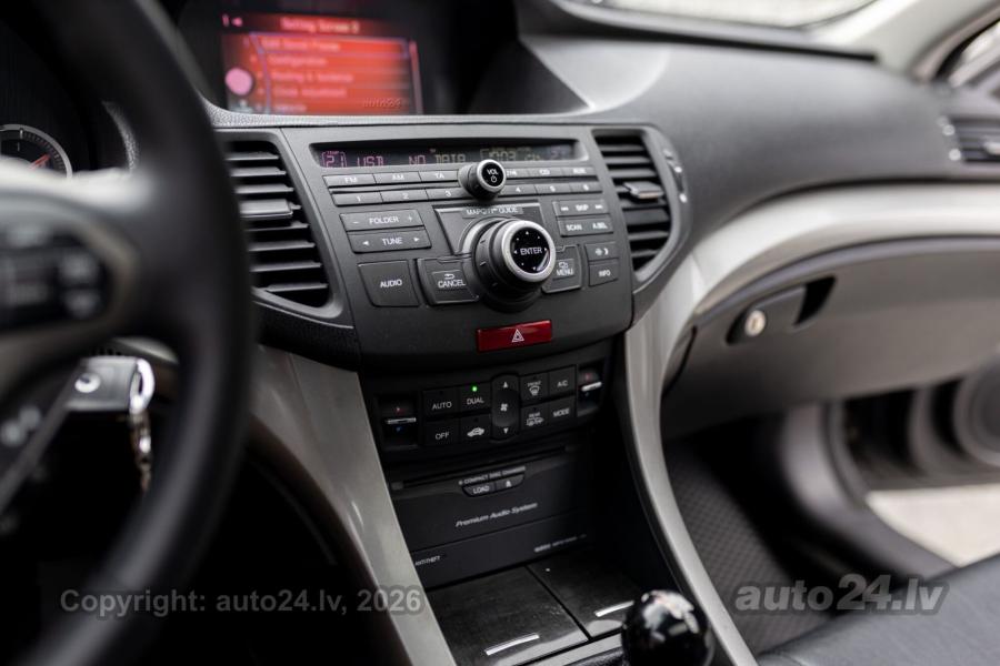 Pelēks Honda Accord 2009 Tallina, ar dzinēja tilpumu 2.20 L un nobraukumu 300 tūkst. km par 3498 €, foto 30 vietnē AUTOMOTO.COM.LV