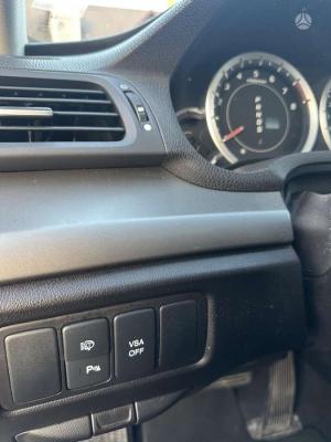 Grey Honda Accord 2009 in Vilnius, with an engine capacity of 2.35 L and mileage of 346 thousand km for 3300 €, photo 20 on AUTOMOTO.COM.LV