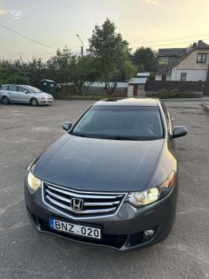 Grey Honda Accord 2009 in Vilnius, with an engine capacity of 2.35 L and mileage of 346 thousand km for 3300 €, photo 30 on AUTOMOTO.COM.LV