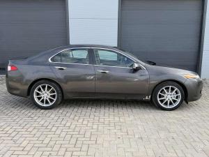 Pelēks Honda Accord 2009 Viļņa, ar dzinēja tilpumu 2.20 L un nobraukumu 363 tūkst. km par 1450 €, foto 4 vietnē AUTOMOTO.COM.LV