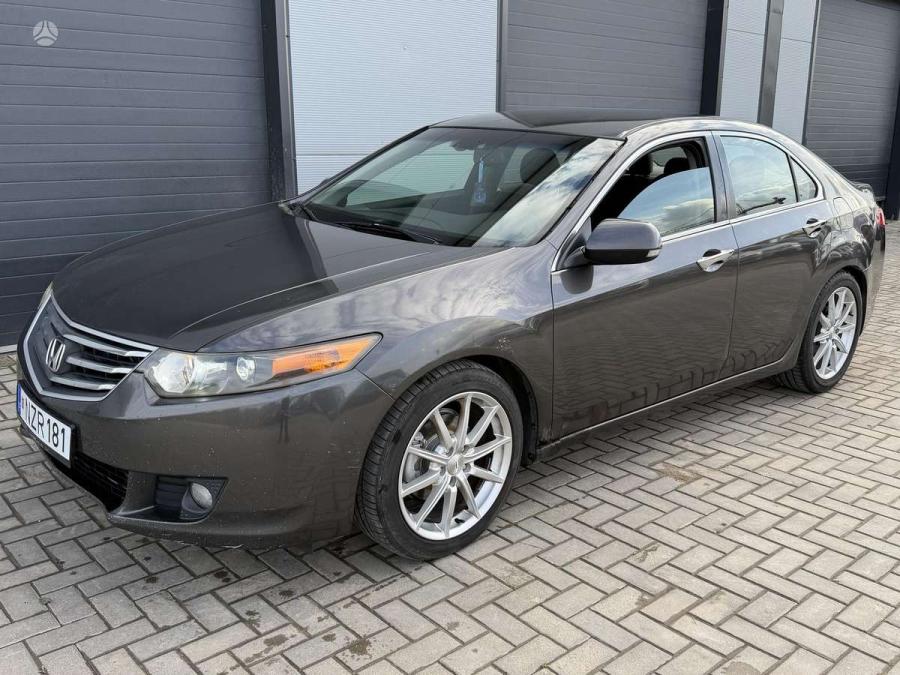 Pelēks Honda Accord 2009 Viļņa, ar dzinēja tilpumu 2.20 L un nobraukumu 363 tūkst. km par 1450 €, foto 8 vietnē AUTOMOTO.COM.LV