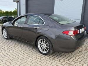 Pelēks Honda Accord 2009 Viļņa, ar dzinēja tilpumu 2.20 L un nobraukumu 363 tūkst. km par 1450 €, foto 10 vietnē AUTOMOTO.COM.LV