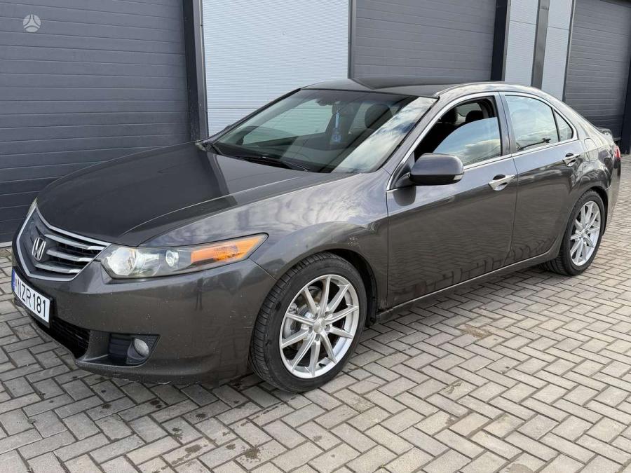 Pelēks Honda Accord 2009 Viļņa, ar dzinēja tilpumu 2.20 L un nobraukumu 363 tūkst. km par 1450 €, foto 8 vietnē AUTOMOTO.COM.LV