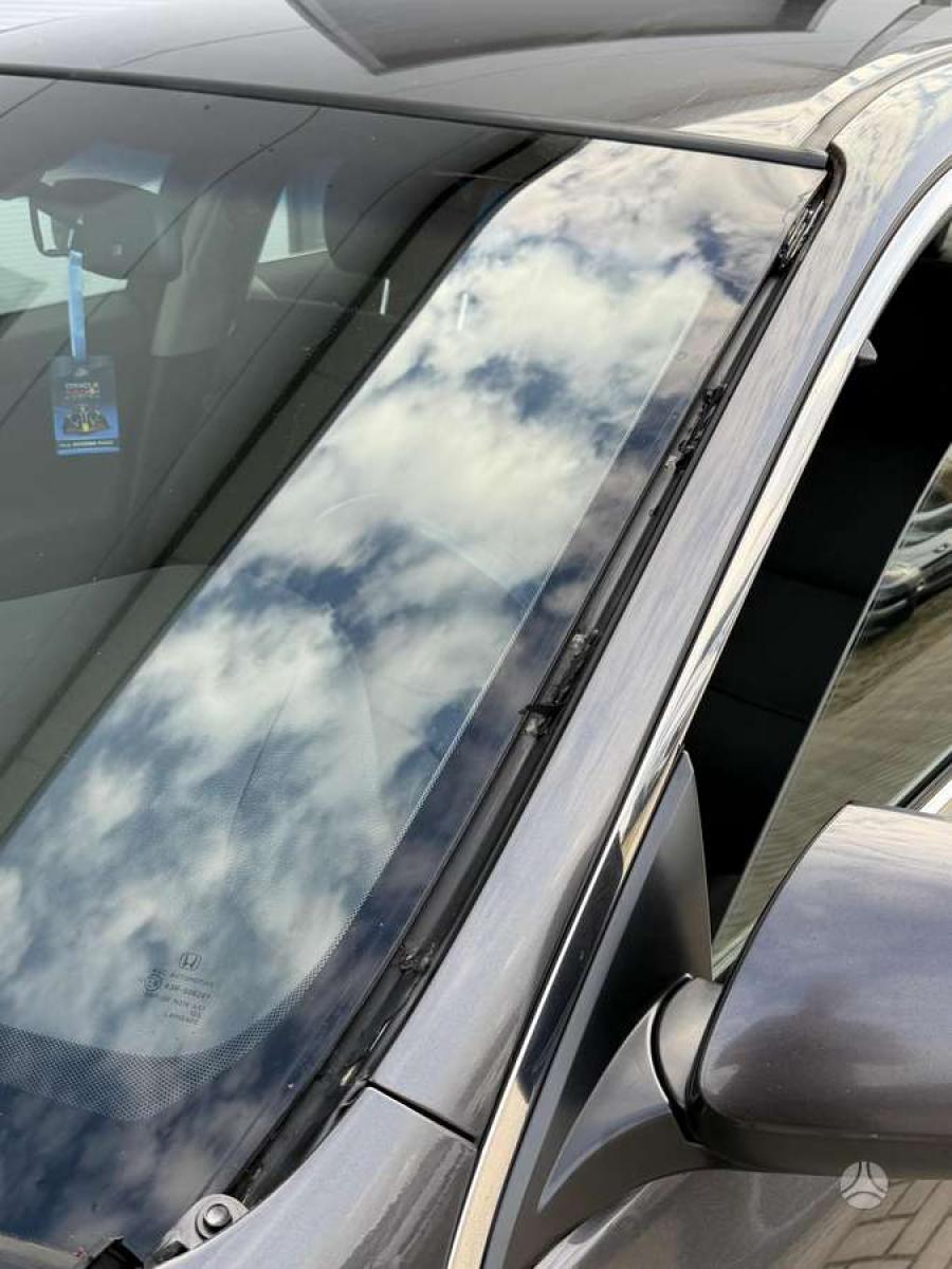 Pelēks Honda Accord 2009 Viļņa, ar dzinēja tilpumu 2.20 L un nobraukumu 363 tūkst. km par 1450 €, foto 14 vietnē AUTOMOTO.COM.LV