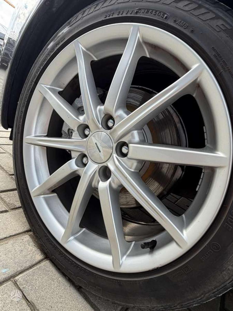 Pelēks Honda Accord 2009 Viļņa, ar dzinēja tilpumu 2.20 L un nobraukumu 363 tūkst. km par 1450 €, foto 25 vietnē AUTOMOTO.COM.LV