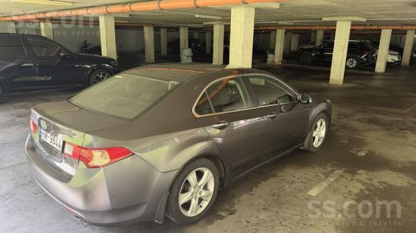 Pelēks Honda Accord 2010 Rīga, ar dzinēja tilpumu 2.00 L un nobraukumu 280 tūkst. km par 2800 €, foto 2 vietnē AUTOMOTO.COM.LV