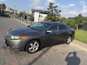 Grey Honda Accord 2010 in Vilnius, with an engine capacity of 2.00 L and mileage of 281 thousand km for 2800 €, photo 3 on AUTOMOTO.COM.LV