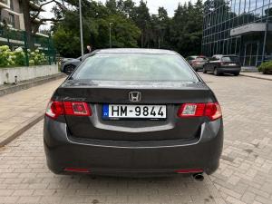 Pelēks Honda Accord 2010 Viļņa, ar dzinēja tilpumu 2.00 L un nobraukumu 269 tūkst. km par 4300 €, foto 7 vietnē AUTOMOTO.COM.LV