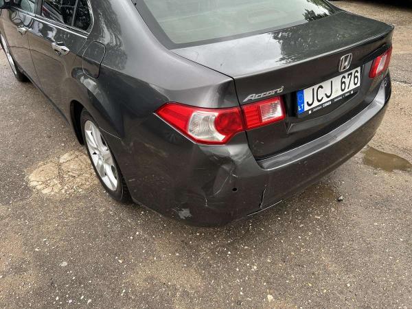 Pelēks Honda Accord 2011 Kauņa, ar dzinēja tilpumu 2.20 L un nobraukumu 287 tūkst. km par 2300 €, foto 5 vietnē AUTOMOTO.COM.LV