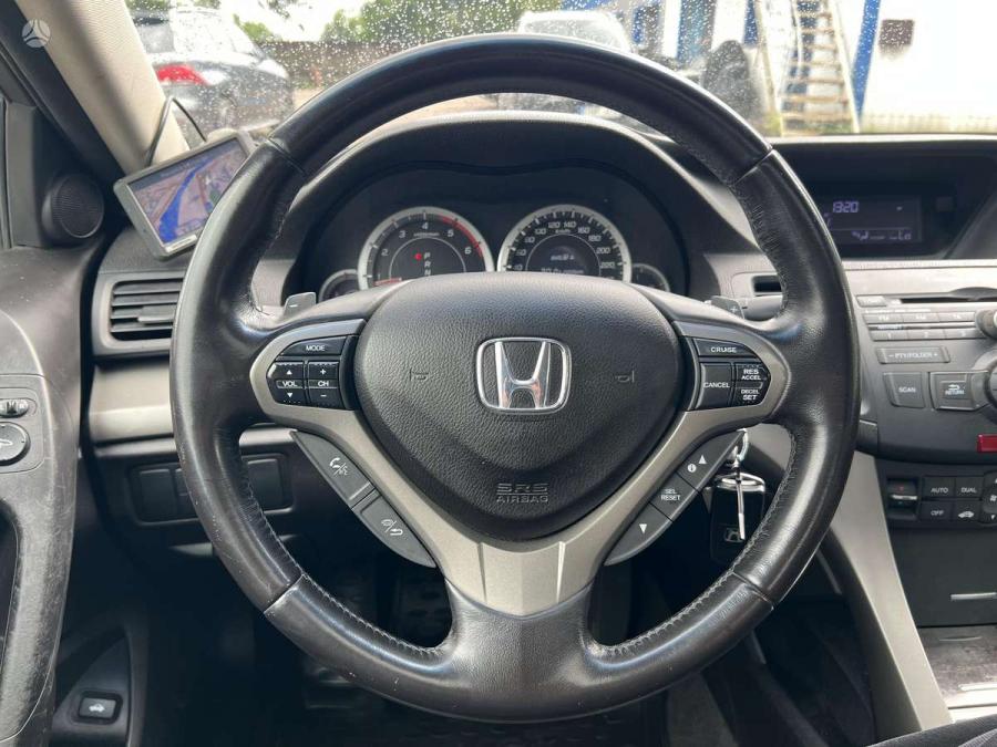 Серый Хонда Аккорд 2011 в Каунас, объемом двигателя 2.20 л и пробегом 287 тыс. км за 2300 €, фото 20 на AUTOMOTO.COM.LV