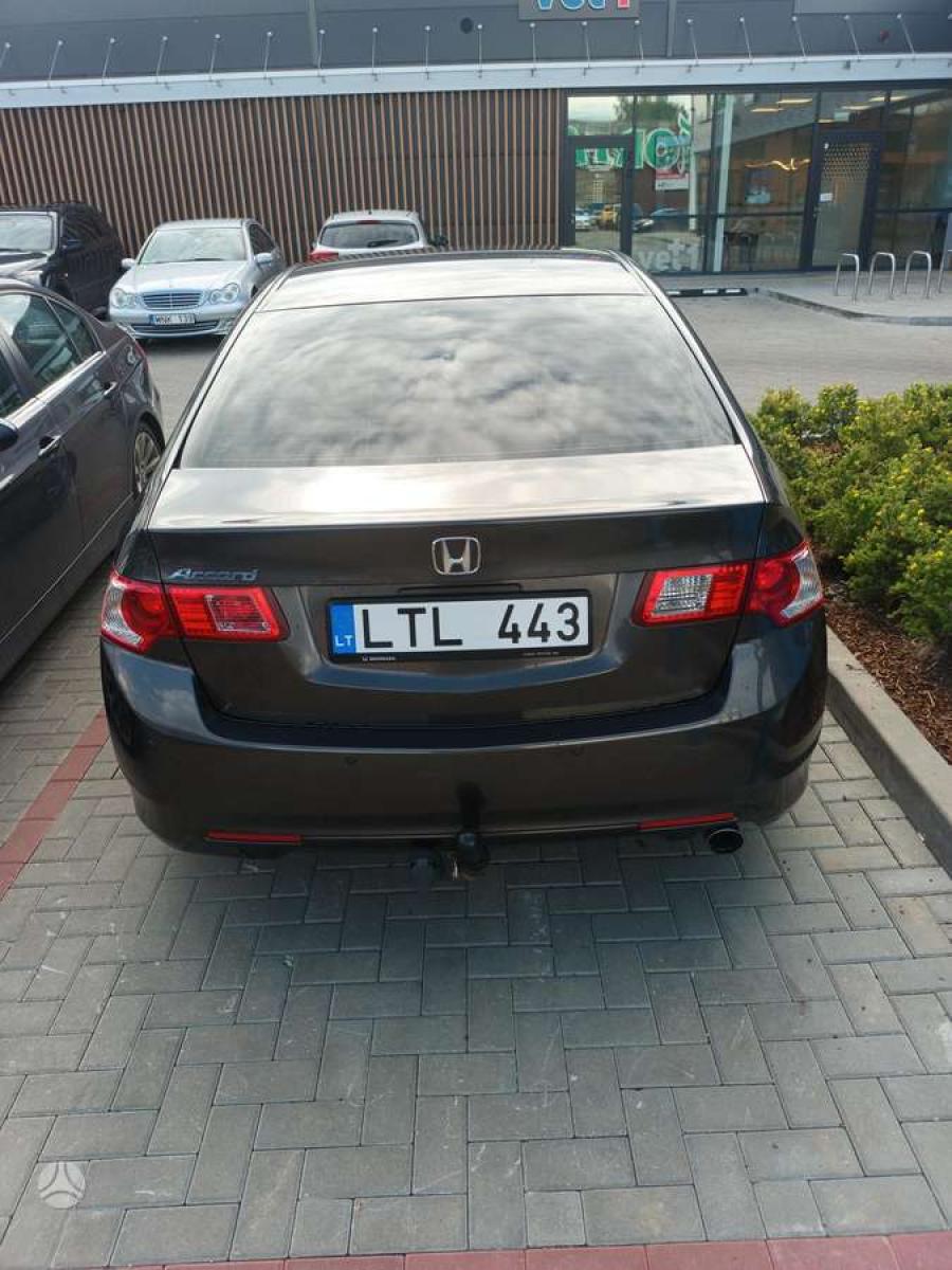 Pelēks Honda Accord 2011 Elektrėnai, ar dzinēja tilpumu 2.00 L un nobraukumu 243 tūkst. km par 4000 €, foto 15 vietnē AUTOMOTO.COM.LV