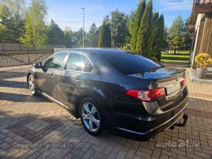Grey Honda Accord 2011 in Tartu, with an engine capacity of 2.40 L and mileage of 213 thousand km for 7000 €, photo 5 on AUTOMOTO.COM.LV