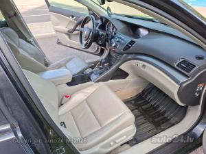 Pelēks Honda Accord 2012 Narva, ar dzinēja tilpumu 2.40 L un nobraukumu 317 tūkst. km par 2800 €, foto 11 vietnē AUTOMOTO.COM.LV