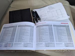 Pelēks Honda Accord 2012 Narva, ar dzinēja tilpumu 2.40 L un nobraukumu 317 tūkst. km par 2800 €, foto 13 vietnē AUTOMOTO.COM.LV