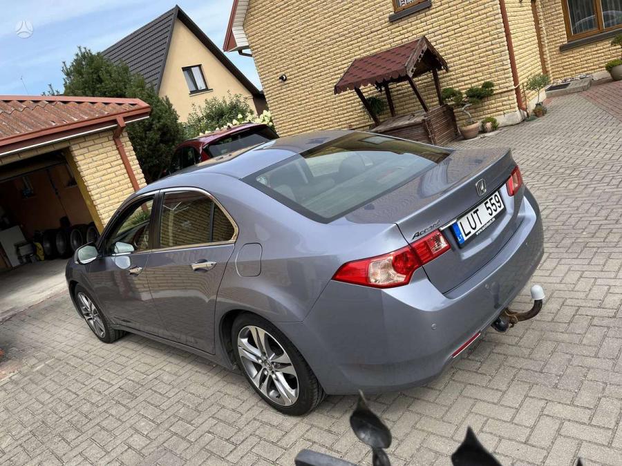 Pelēks Honda Accord 2012 Šauļi, ar dzinēja tilpumu 2.20 L un nobraukumu 279 tūkst. km par 6200 €, foto 4 vietnē AUTOMOTO.COM.LV