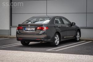 Pelēks Honda Accord 2013 Rīga, ar dzinēja tilpumu 2.20 L un nobraukumu 254 tūkst. km par 4990 €, foto 5 vietnē AUTOMOTO.COM.LV