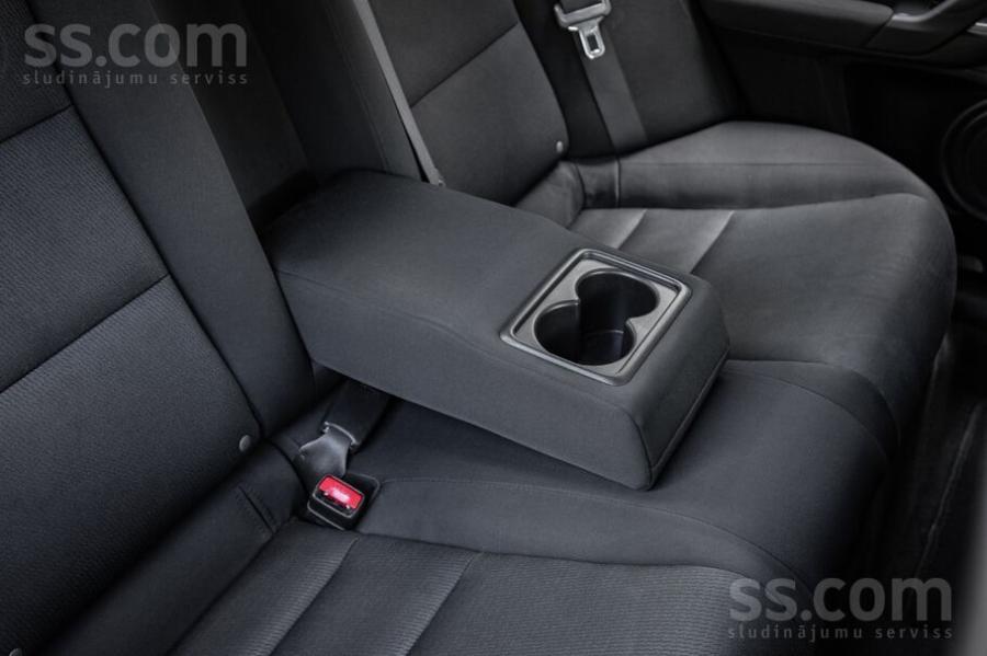 Pelēks Honda Accord 2013 Rīga, ar dzinēja tilpumu 2.20 L un nobraukumu 254 tūkst. km par 4990 €, foto 13 vietnē AUTOMOTO.COM.LV