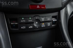Pelēks Honda Accord 2013 Rīga, ar dzinēja tilpumu 2.20 L un nobraukumu 254 tūkst. km par 4990 €, foto 23 vietnē AUTOMOTO.COM.LV