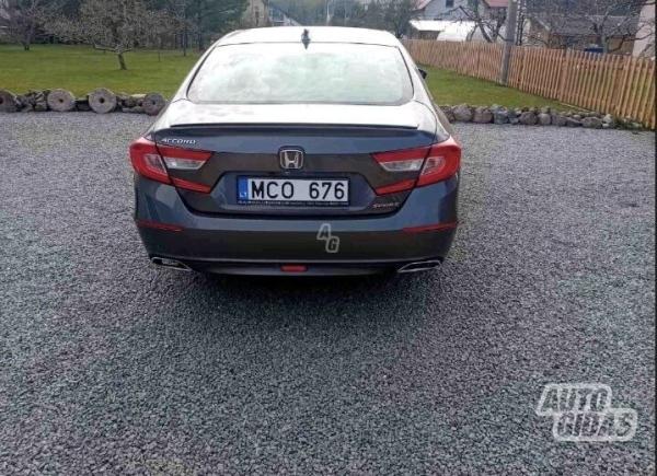 Pelēks Honda Accord 2018 Panevēža, ar dzinēja tilpumu 1.50 L un nobraukumu 76 tūkst. km par 15000 €, foto 7 vietnē AUTOMOTO.COM.LV