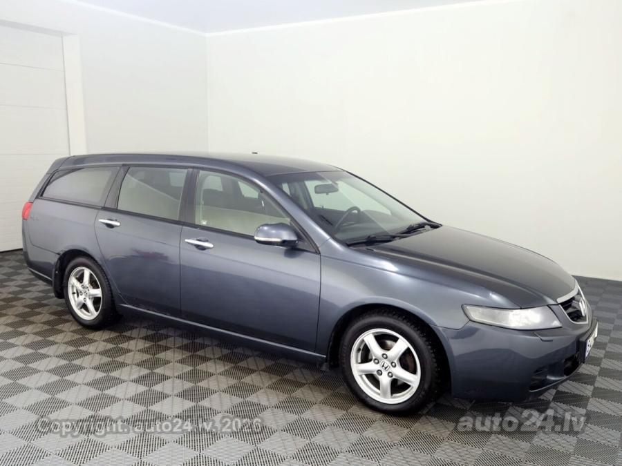 Pelēks Honda Accord 2004 Tallina, ar dzinēja tilpumu 2.00 L un nobraukumu 389 tūkst. km par 1199 €, foto 1 vietnē AUTOMOTO.COM.LV