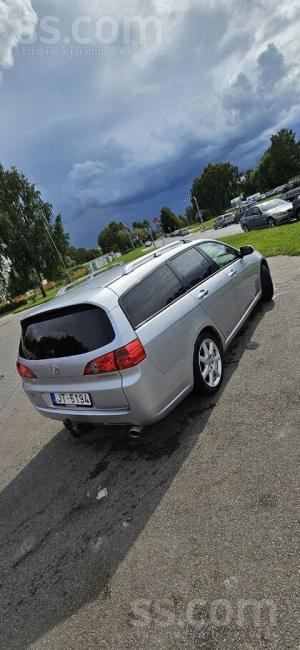 Grey Honda Accord 2004 in Riga, with an engine capacity of 2.20 L and mileage of 389 thousand km for 1200 €, photo 6 on AUTOMOTO.COM.LV