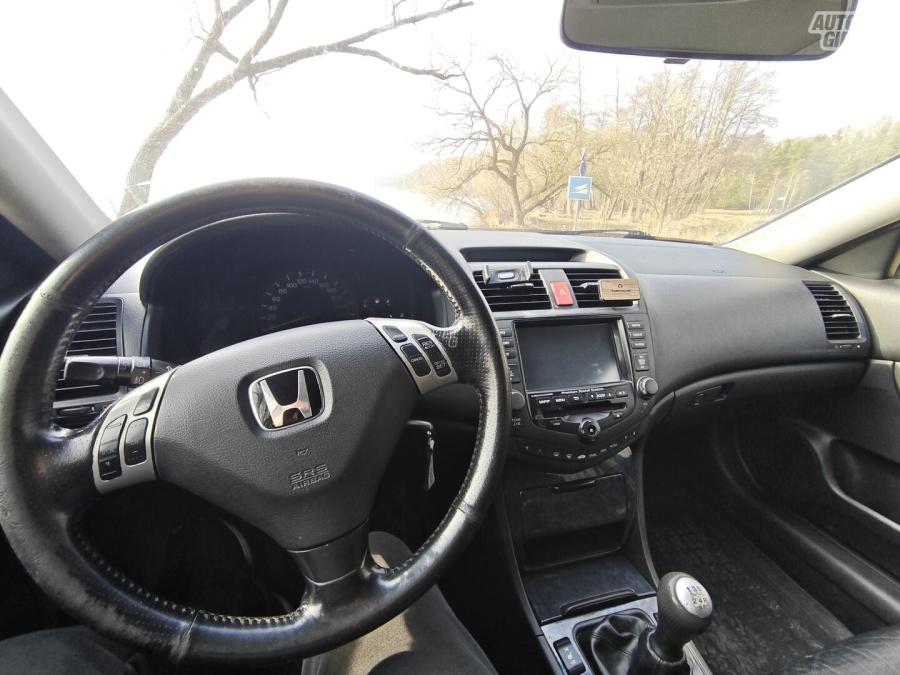 Pelēks Honda Accord 2005 Kauņa, ar dzinēja tilpumu 2.20 L un nobraukumu 369 tūkst. km par 900 €, foto 11 vietnē AUTOMOTO.COM.LV
