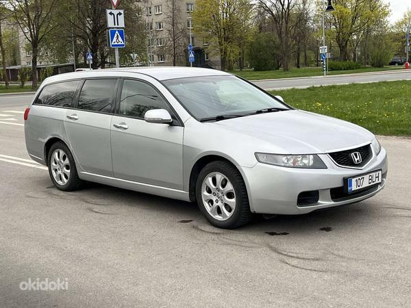 Grey Honda Accord 2005 in Narva, with an engine capacity of 2.20 L and mileage of 371 thousand km for 699 €, photo 2 on AUTOMOTO.COM.LV