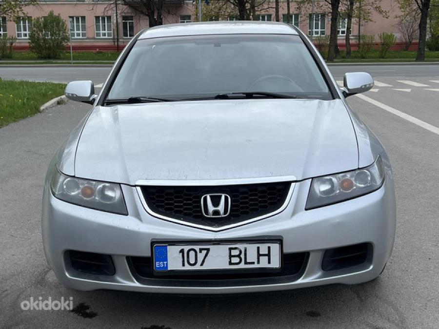 Grey Honda Accord 2005 in Narva, with an engine capacity of 2.20 L and mileage of 371 thousand km for 699 €, photo 4 on AUTOMOTO.COM.LV