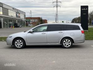 Grey Honda Accord 2005 in Narva, with an engine capacity of 2.20 L and mileage of 371 thousand km for 699 €, photo 5 on AUTOMOTO.COM.LV