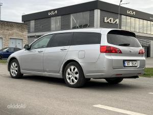 Grey Honda Accord 2005 in Narva, with an engine capacity of 2.20 L and mileage of 371 thousand km for 699 €, photo 7 on AUTOMOTO.COM.LV