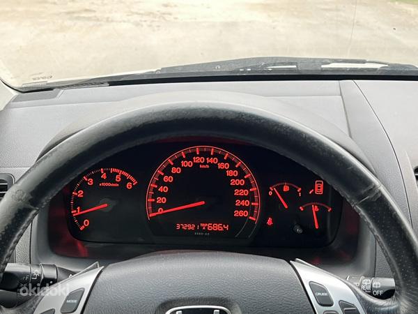Grey Honda Accord 2005 in Narva, with an engine capacity of 2.20 L and mileage of 371 thousand km for 699 €, photo 9 on AUTOMOTO.COM.LV