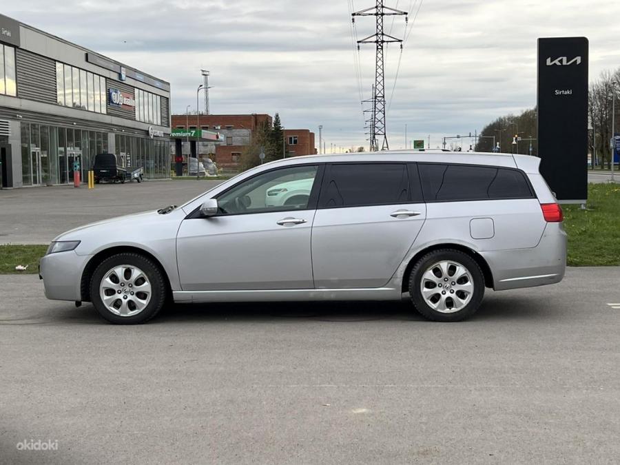 Grey Honda Accord 2005 in Narva, with an engine capacity of 2.20 L and mileage of 371 thousand km for 699 €, photo 16 on AUTOMOTO.COM.LV