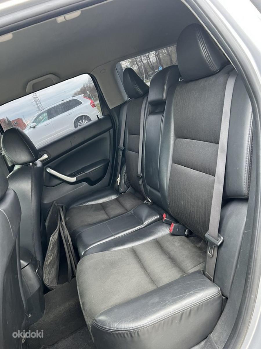 Grey Honda Accord 2005 in Narva, with an engine capacity of 2.20 L and mileage of 371 thousand km for 699 €, photo 23 on AUTOMOTO.COM.LV