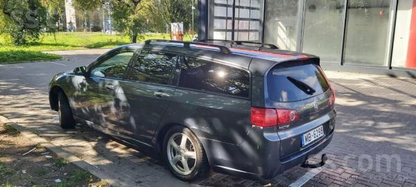 Pelēks Honda Accord 2005 Rīga, ar dzinēja tilpumu 2.20 L un nobraukumu 352 tūkst. km par 1800 €, foto 3 vietnē AUTOMOTO.COM.LV