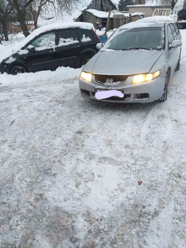 Pelēks Honda Accord 2006 Viļņa, ar dzinēja tilpumu 2.20 L un nobraukumu 258 tūkst. km par 750 €, foto 1 vietnē AUTOMOTO.COM.LV