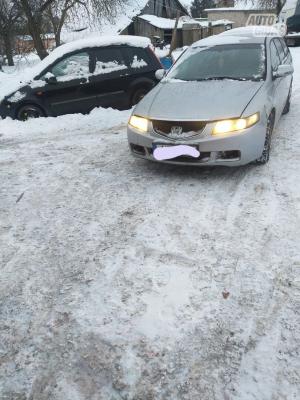 Pelēks Honda Accord 2006 Viļņa, ar dzinēja tilpumu 2.20 L un nobraukumu 258 tūkst. km par 750 €, foto  vietnē AUTOMOTO.COM.LV