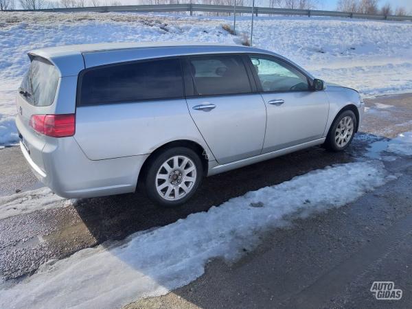 Grey Honda Accord 2006 in Vilnius, with an engine capacity of 2.20 L and mileage of 325 thousand km for 670 €, photo 4 on AUTOMOTO.COM.LV
