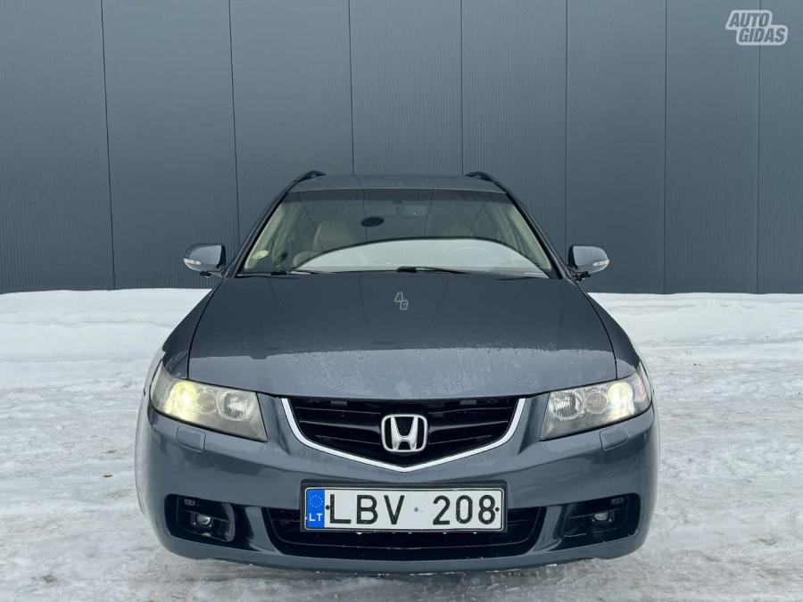 Pelēks Honda Accord 2006 Panevēža, ar dzinēja tilpumu 2.20 L un nobraukumu 363 tūkst. km par 1450 €, foto 3 vietnē AUTOMOTO.COM.LV