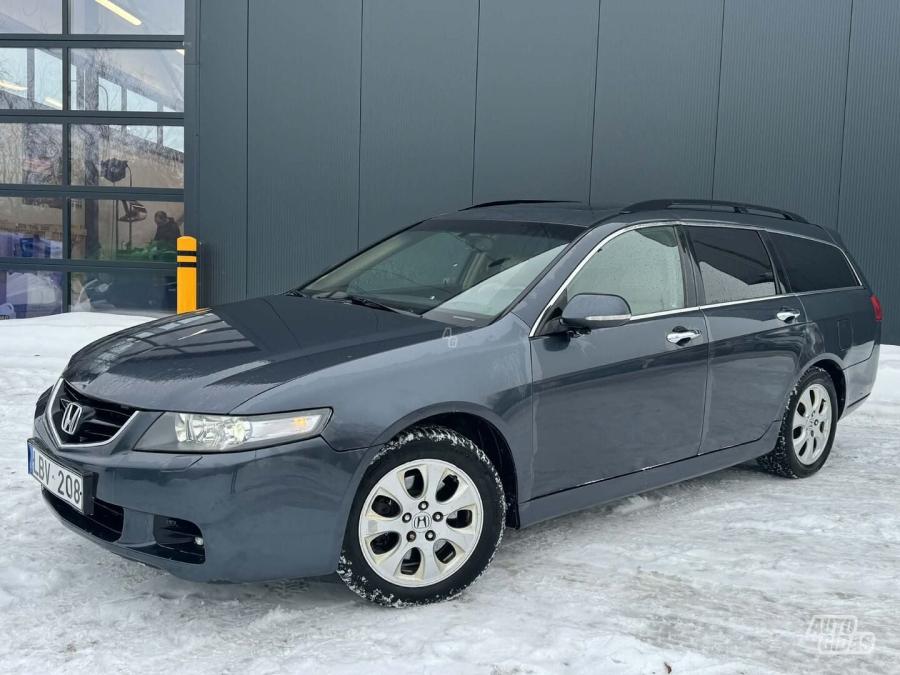 Pelēks Honda Accord 2006 Panevēža, ar dzinēja tilpumu 2.20 L un nobraukumu 363 tūkst. km par 1450 €, foto 4 vietnē AUTOMOTO.COM.LV