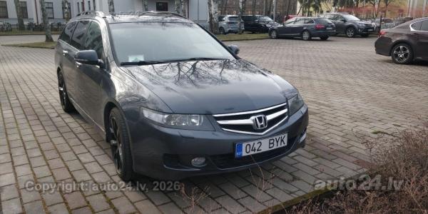 Pelēks Honda Accord 2007 Tallina, ar dzinēja tilpumu 2.20 L un nobraukumu 270 tūkst. km par 2500 €, foto 1 vietnē AUTOMOTO.COM.LV