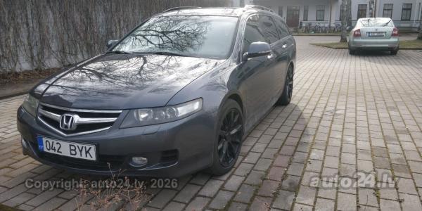 Pelēks Honda Accord 2007 Tallina, ar dzinēja tilpumu 2.20 L un nobraukumu 270 tūkst. km par 2500 €, foto 2 vietnē AUTOMOTO.COM.LV